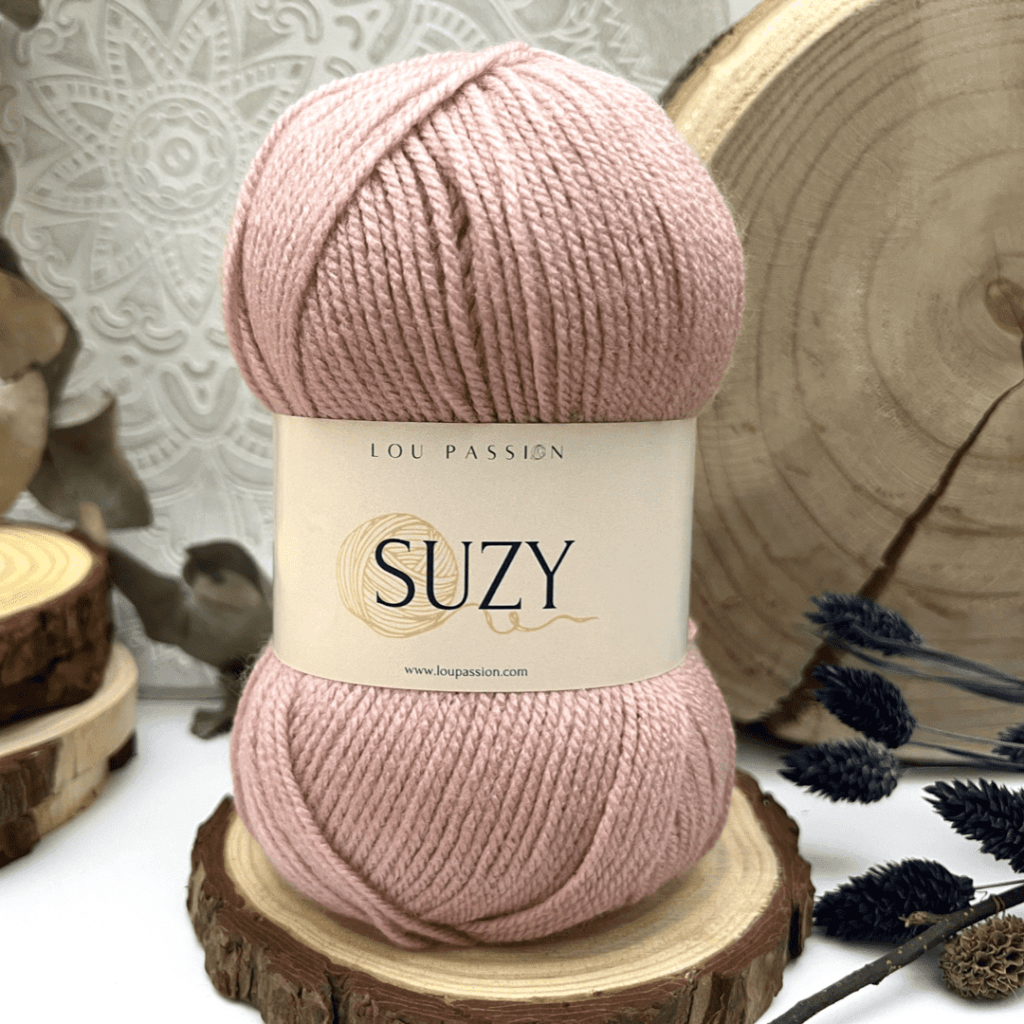 Suzy Archives - Lou Passion